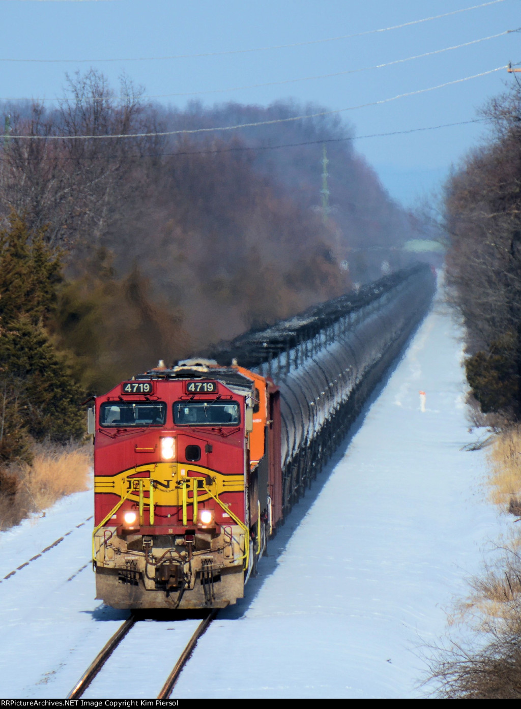 BNSF 4719 CSX Train K140 Crude Oil Loads